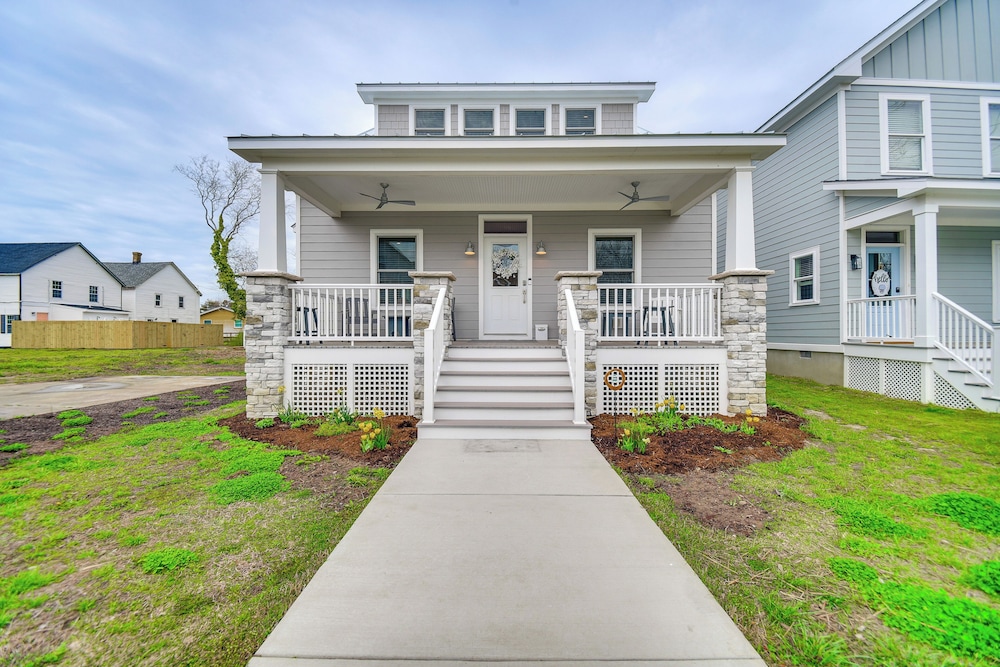 Walk To Beach & Central Park: Home In Cape Charles - Cape Charles, VA