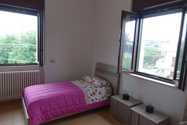 House Oak Whole Detached House In The Hills, Less Than 1.8km From The Sea And Country - Francavilla al Mare