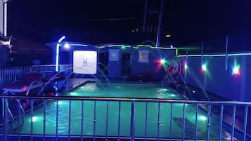 Piscina externa