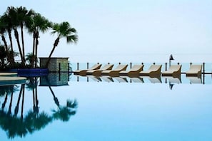 Piscina exterior