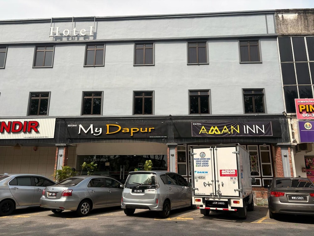 Aman Inn Hotel - Batu Berendam