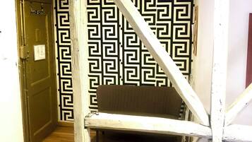 Dormitório compartilhado, 1 quarto, sacada, vista para a cidade | Parte interna