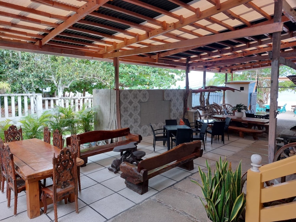 Yuken Mari Beach Haus - Panglao