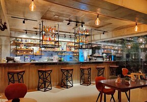 Bar (no alojamento)