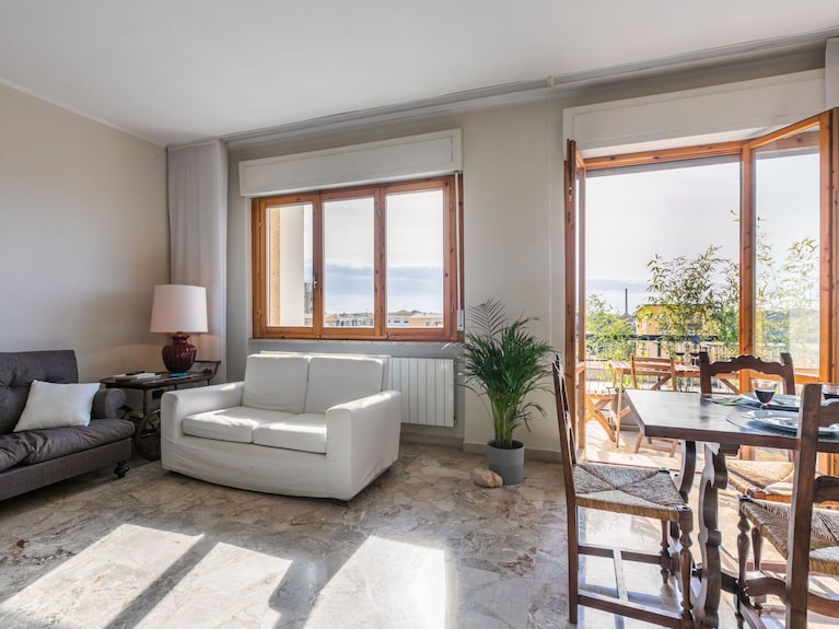Joli Appartement Pour 7 Personnes Avec Wifi, Tv Et Balcon - Cecina
