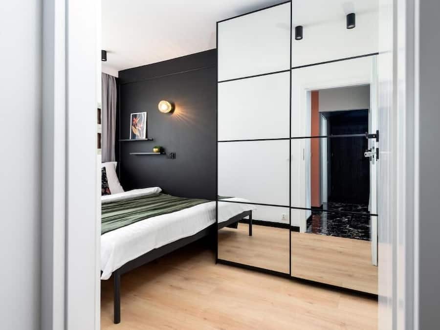 Apartamento Superior, Vista para a cidade | 2 quartos, cofre no quarto, secretária