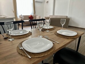 Apartamento Comfort, varanda, vista para o jardim | Restaurantes