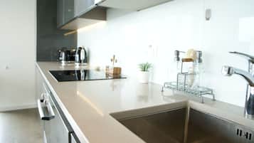 Apartamento luxo, 1 cama de casal | Cozinha privada