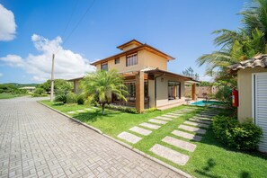 Casa Deluxe, 4 quartos, ar condicionado | Exterior