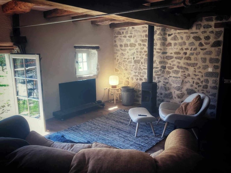 Vakantiehuis In Groene Oase - Puy-de-Dôme