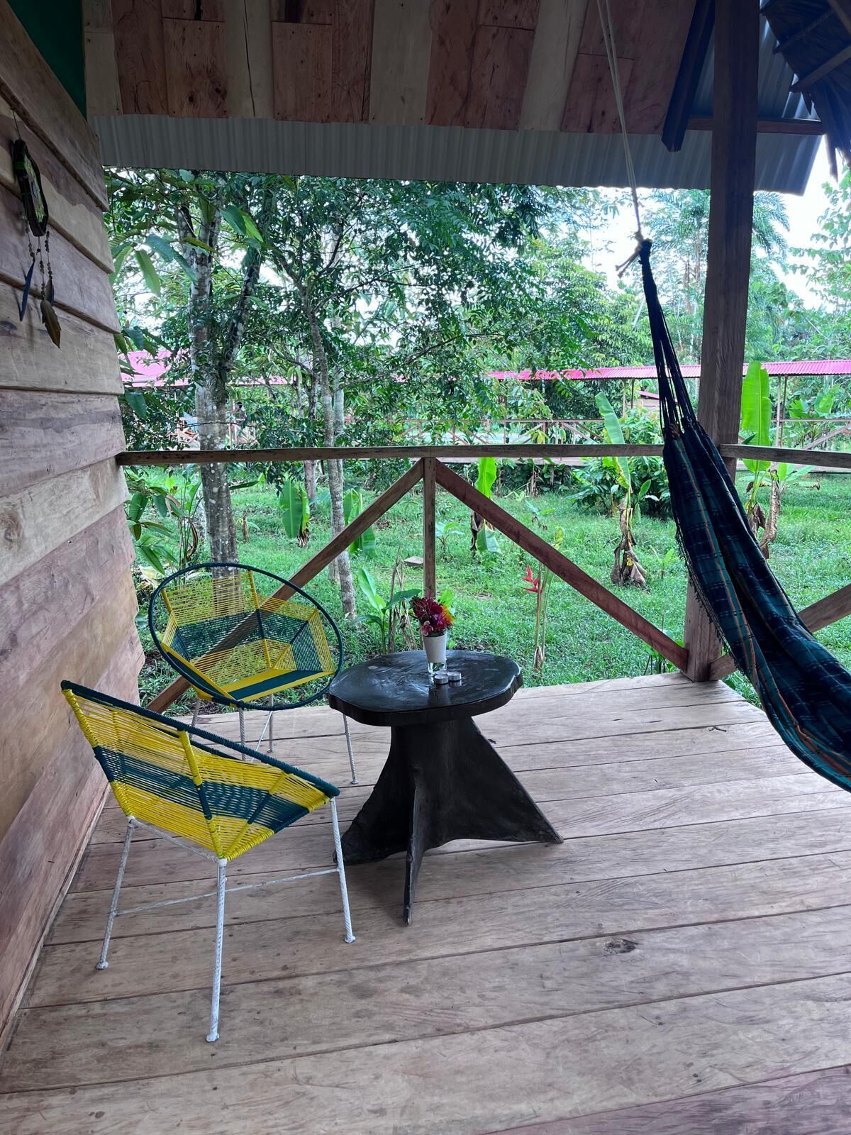 Cabana de Madeira Deluxe, vista para a lagoa | Terraço/pátio interior