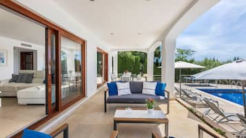Villa, acessível | 4 quartos, internet de alta velocidade