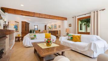 Villa, acessível | 7 quartos, internet de alta velocidade