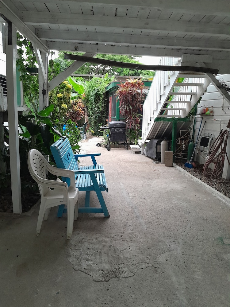 Garden Lodge Hotel - Placencia