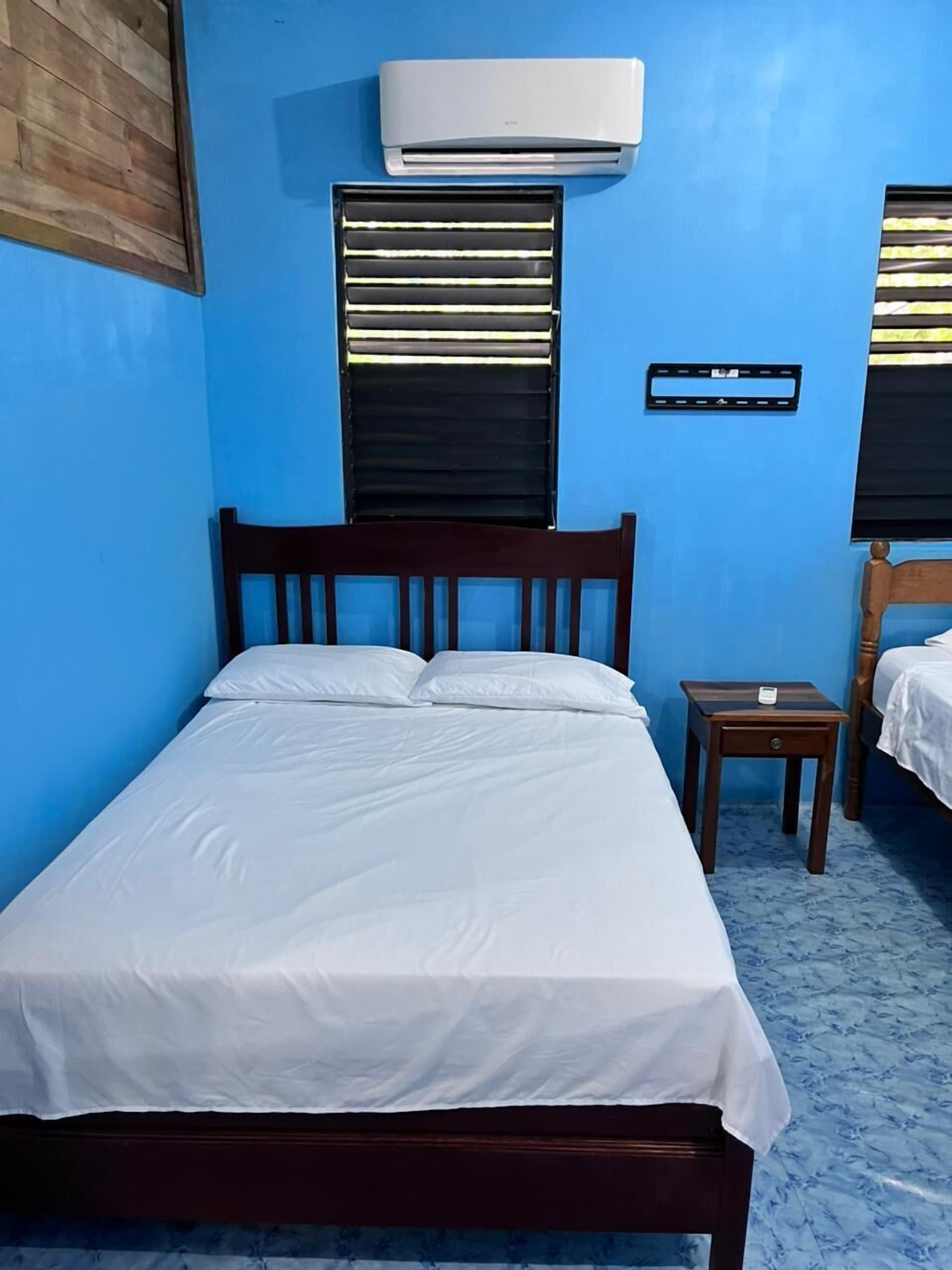 Quarto Standard, várias camas | Cofre no quarto, Wi-fi grátis, roupa de cama fornecida 