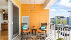 Cozy, 3-bedroom condo with AC, fitness room in enjoyable in Virginia ...