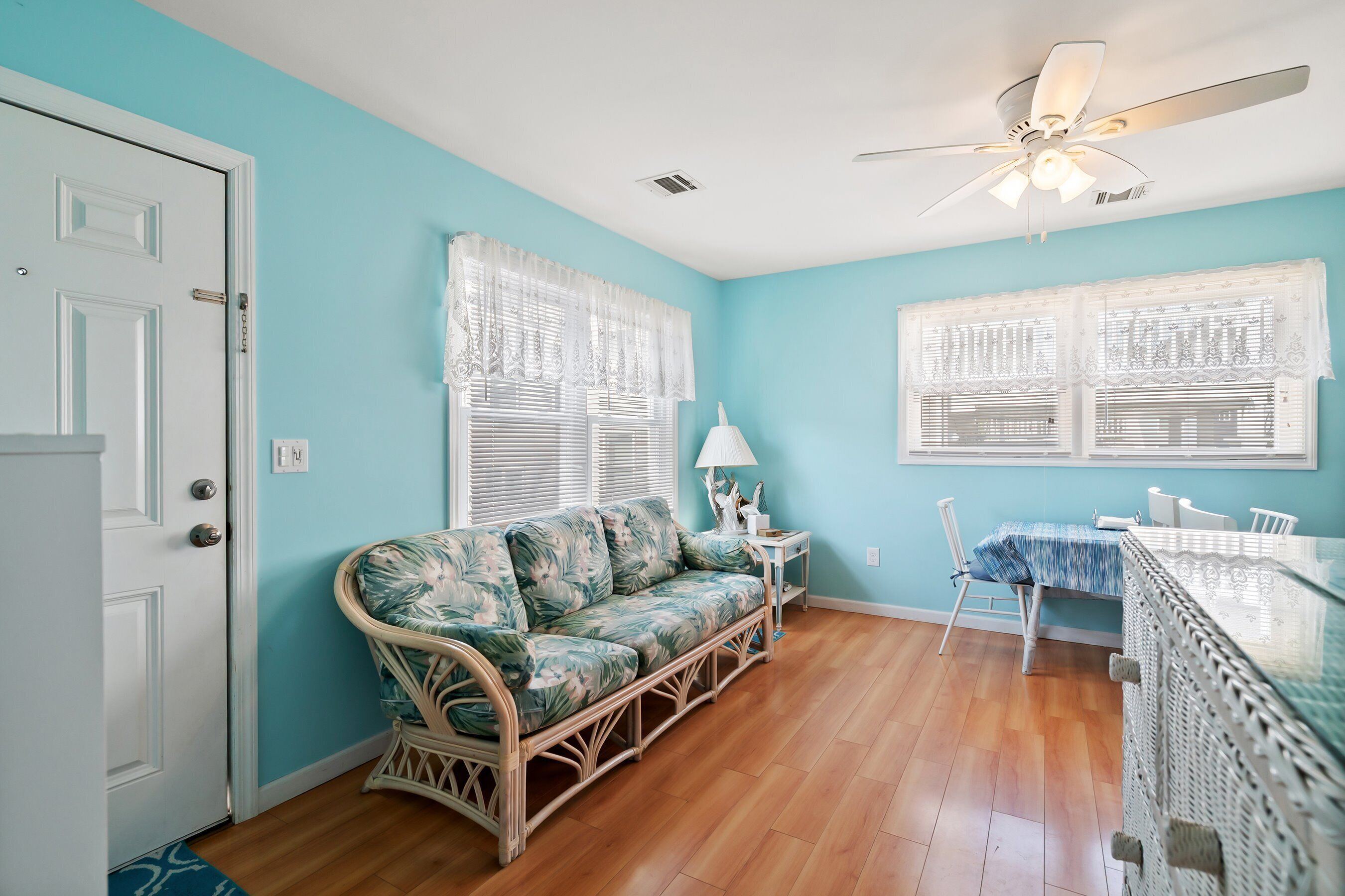 Beach House 2 Blocks From The Board Walk, Parking, Beach Towels And Badges - Point Pleasant, NJ