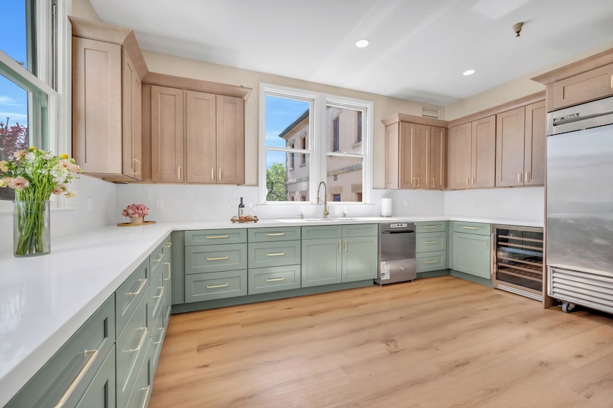 Classic California King Room At Bed & Breakfast--downtown Napa W/ Pool & Hot Tub - Napa Valley, CA