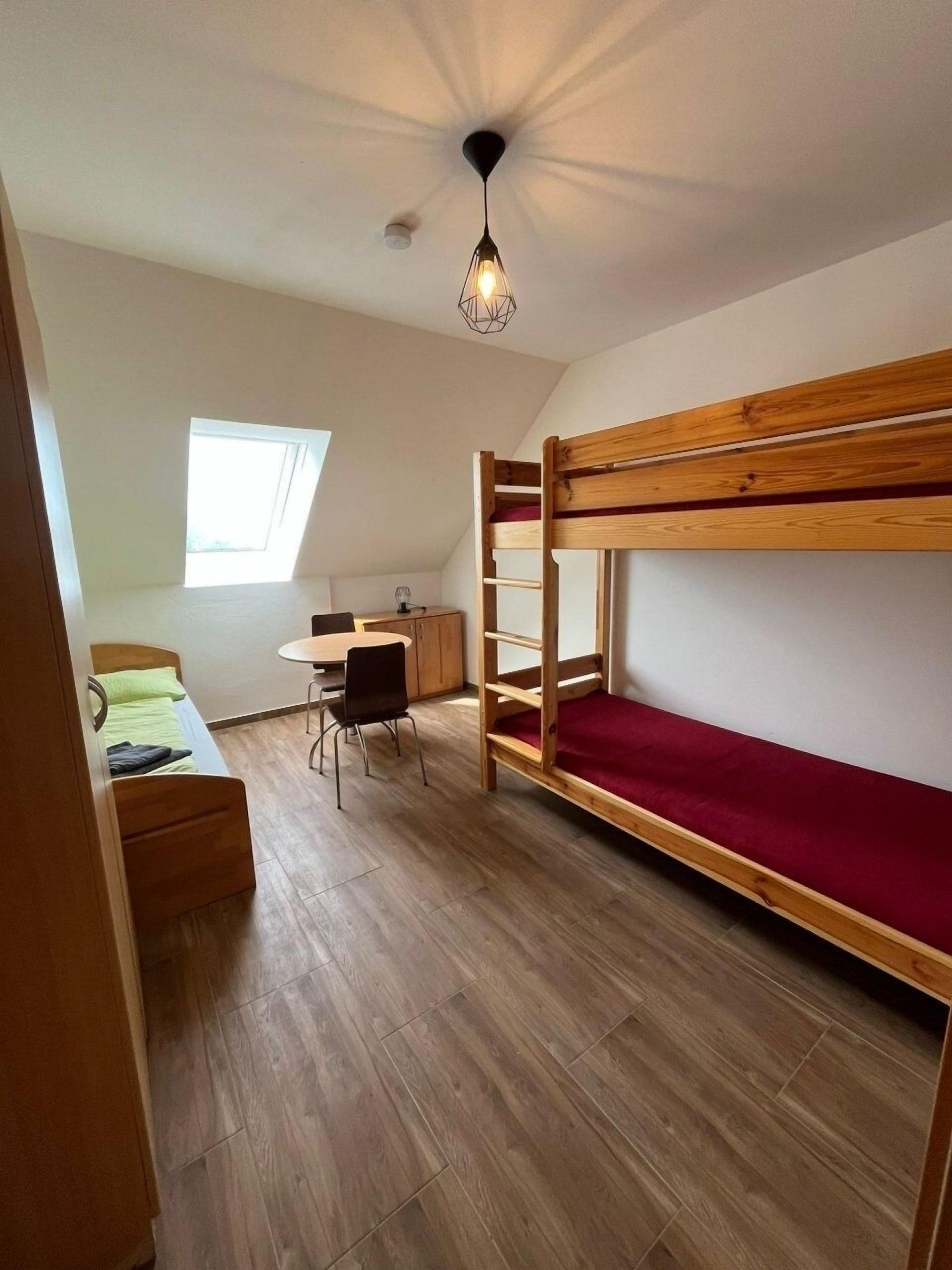Ferienwohnung/app. Für 8 Gäste Mit 94m² In St. Pölten (273372) - Sankt Pölten