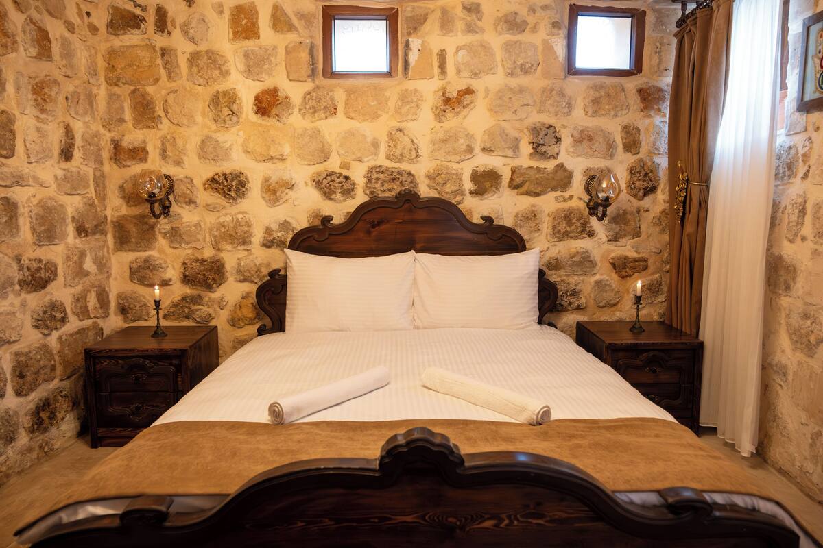 Quarto standard, ar-condicionado, vista para o jardim | Quartos à prova de som, Wi-Fi de cortesia, roupa de cama