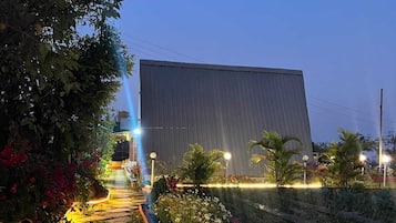 Escrivaninha, Wi-Fi de cortesia