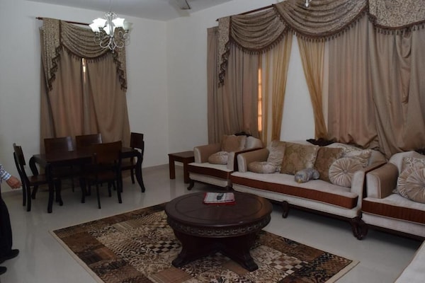 Red-37 - Bn Breek Villa - Salalah