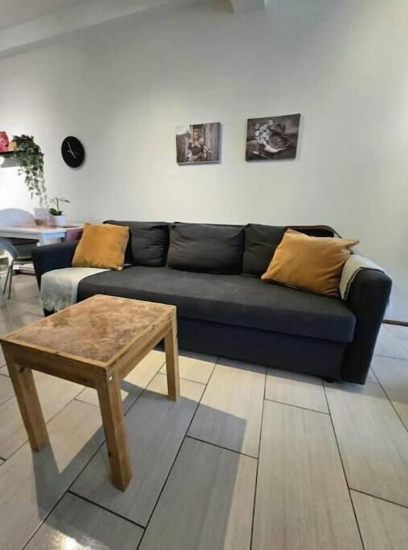 Lucy's Apartment - Iceland