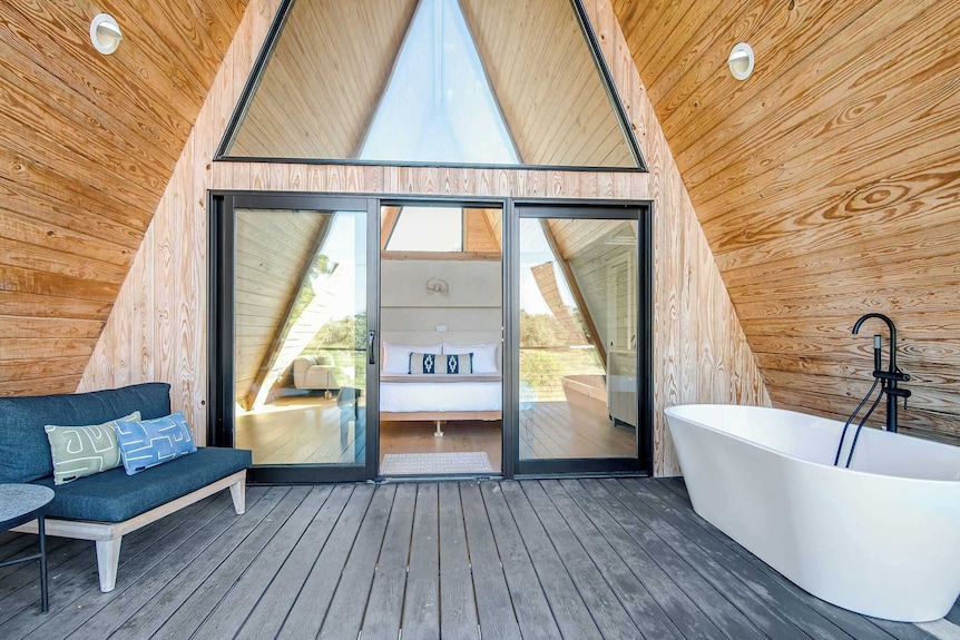 Cedar Treehouse @ A-frame Ranch - Fredericksburg, TX