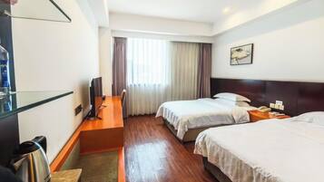 Quarto casal ou duplo empresarial | Cortinas blackout, ferros/tábuas de passar roupa, Wi-Fi de cortesia