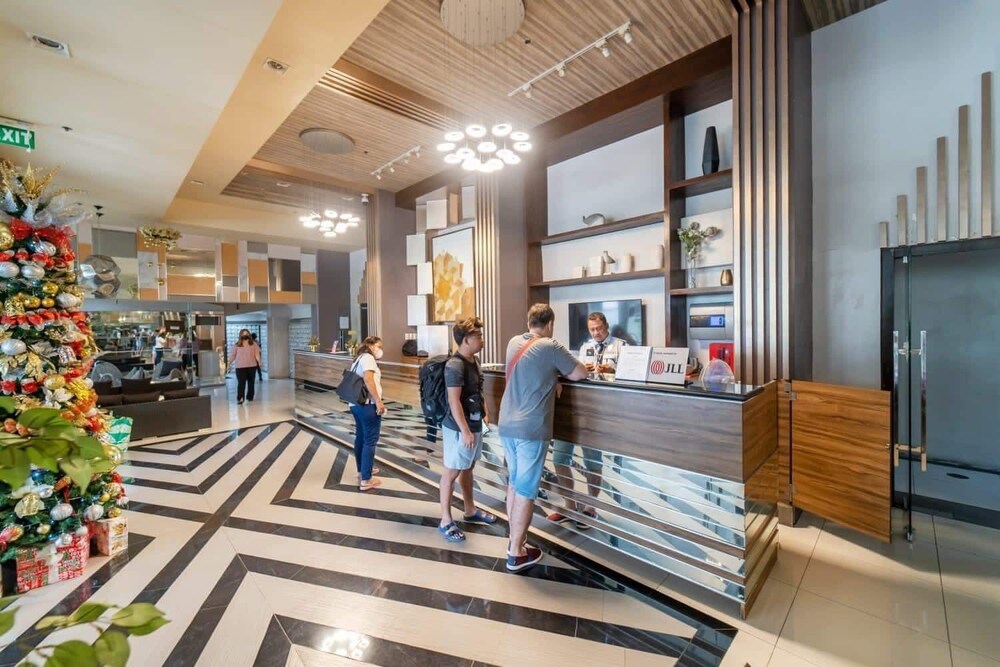 Condo • WIFI up to 100mbps • Infinity Pool - Cebu City | Vrbo