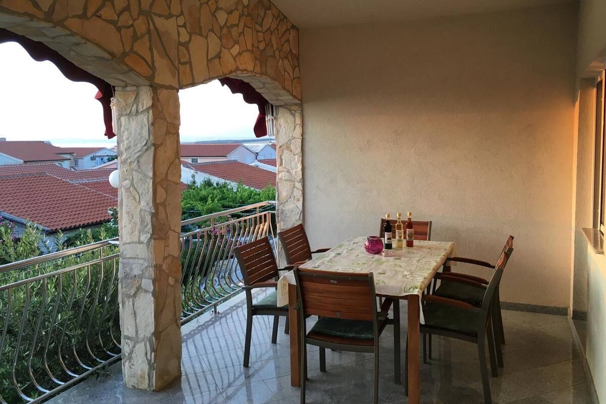 Apartamento conforto, vista para o pátio | Terraço/pátio