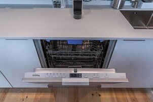 Apartamento Comfort, Vista para a cidade | Cozinha privada | Minifrigorífico, um micro-ondas, uma placa de cozinha 