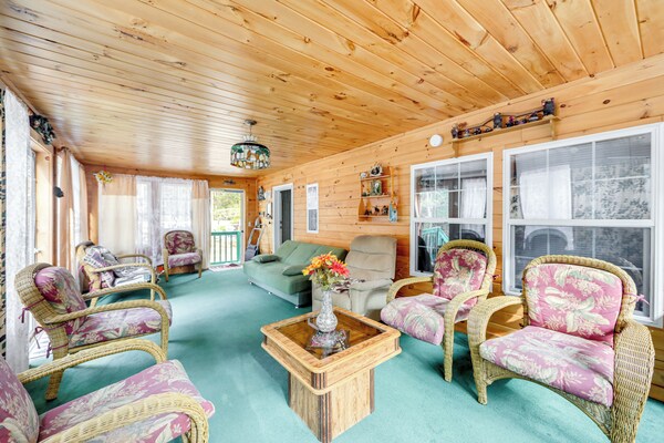 Creekside Retreat In The Adirondacks: Swim & Hike! - State of New York