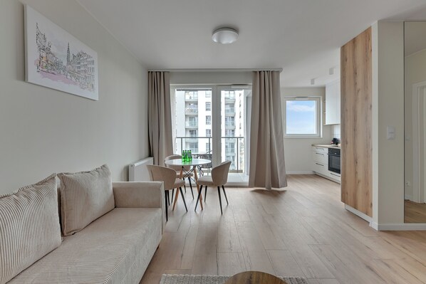 Apartamento, varanda, Vista para a cidade | 1 quarto, ferro/tábua de engomar, Wi-fi grátis 