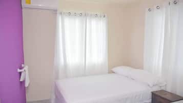 Apartamento, 2 quartos, pátio, Vista para a cidade | 2 quartos