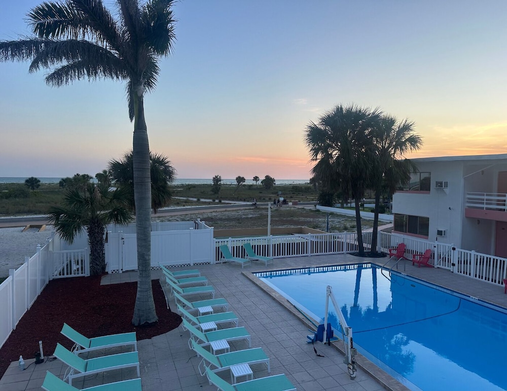 Arvilla - Treasure Island, FL