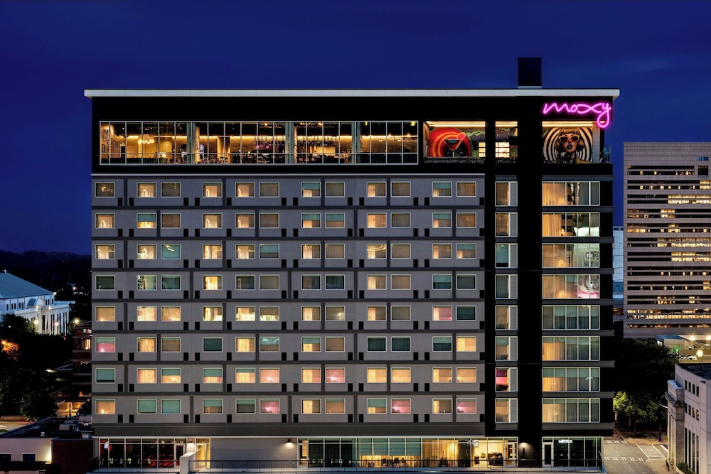 Moxy Charlotte Downtown - Charlotte, NC