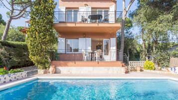 Vila | Piscina | Piscina externa