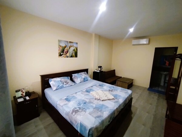 Room-your Perfect Hideaway, Uncompromise - Bantayan