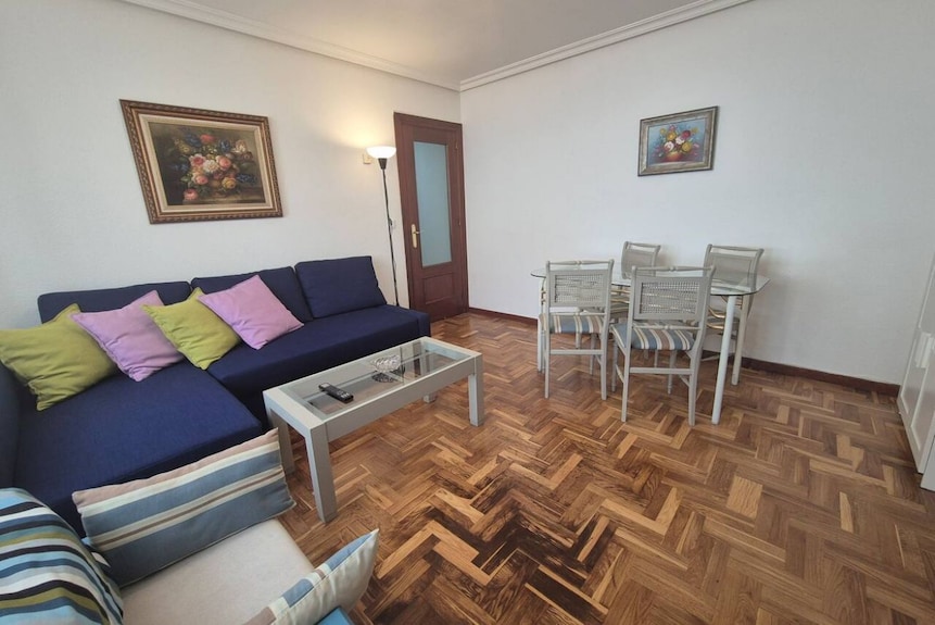 656a Apartamento En Oviedo By R2r Consulting - Oviedo