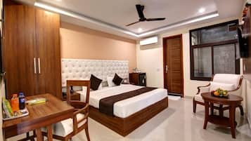 Suite Deluxe, Vista para a cidade | 20 quartos, camas de colchão Select Comfort, minibar, secretária