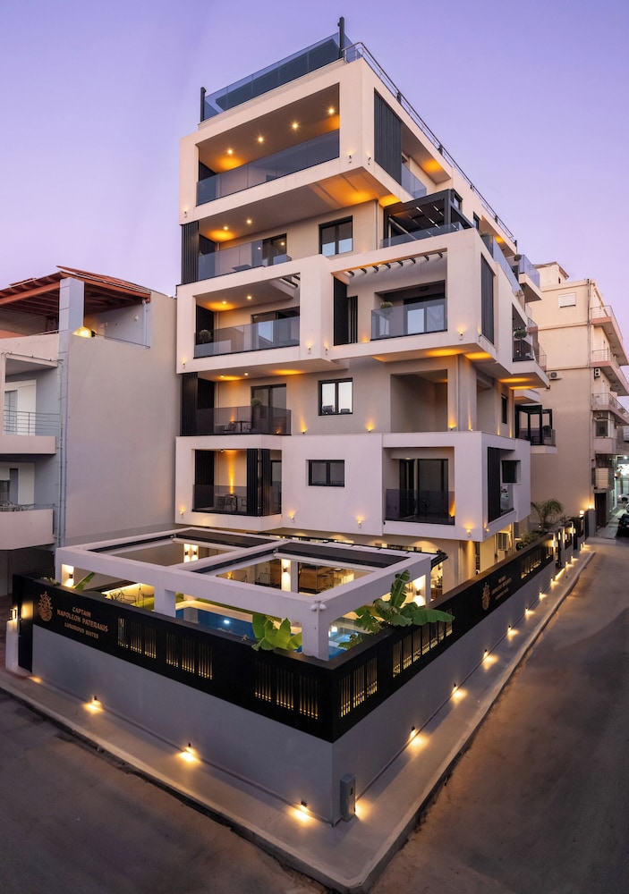 Captain Napoleon Paterakis Cnp Luxurious Suites - Heraklion