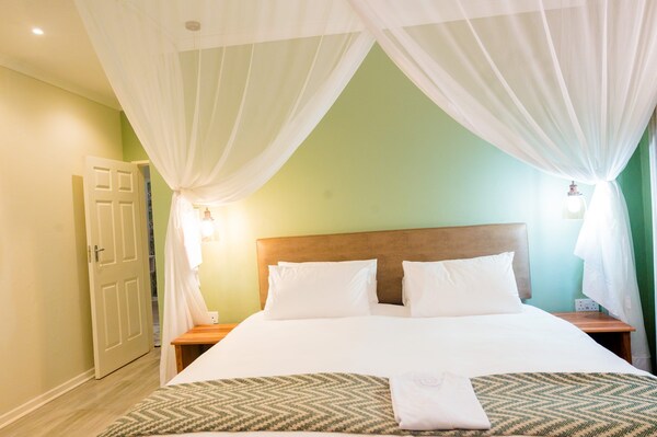 36 Alexander Guest House - Harare