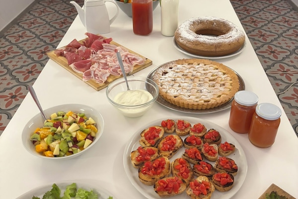 Pequeno-almoço tipo buffet diário incluído
