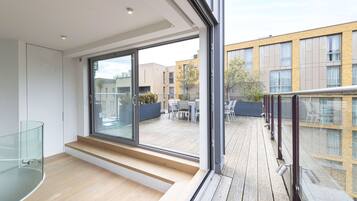 Penthouse, varanda, Vista para a cidade | Terraço/pátio interior