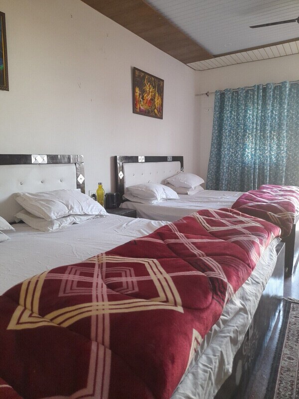 Hotel Ved - Vrindavan