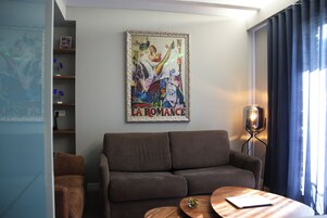 Apartamento Familiar, 5 quartos, Vista para a cidade | Sala de estar