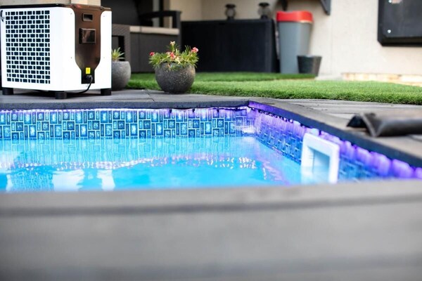 Luxurious Self-catering Apartment In Benoni With Private Entrance - Boksburg