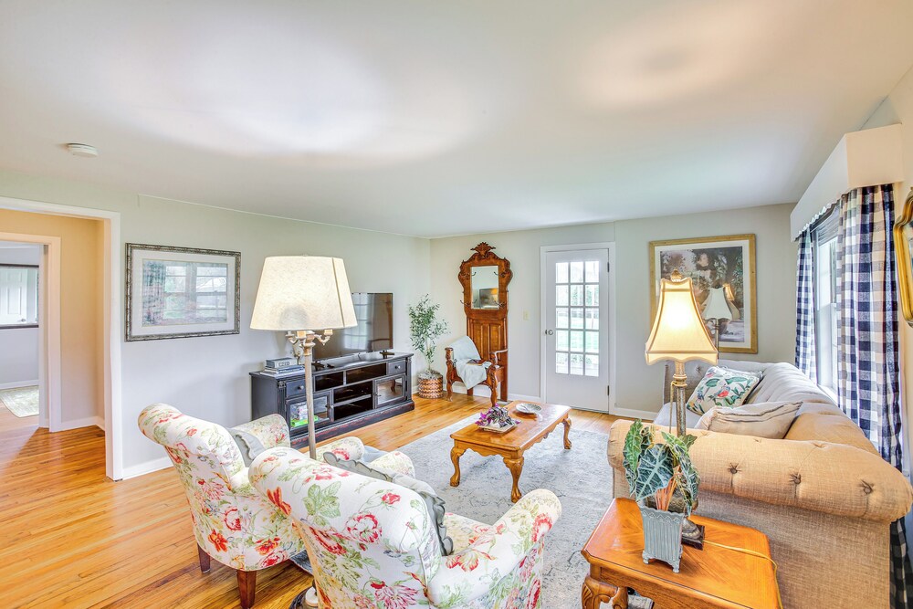 4 Mi To Dtwn: Goodlettsville Getaway W/ Yard - Nashville, TN