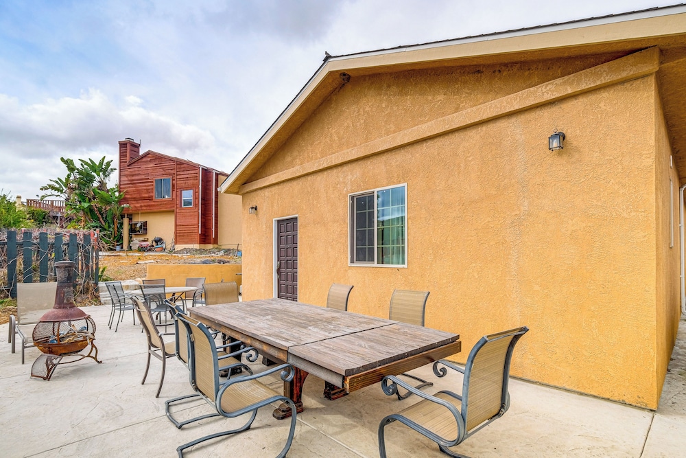 Game Room + Fire Pit: Quiet Family Home In Bonita - Spring Valley, CA